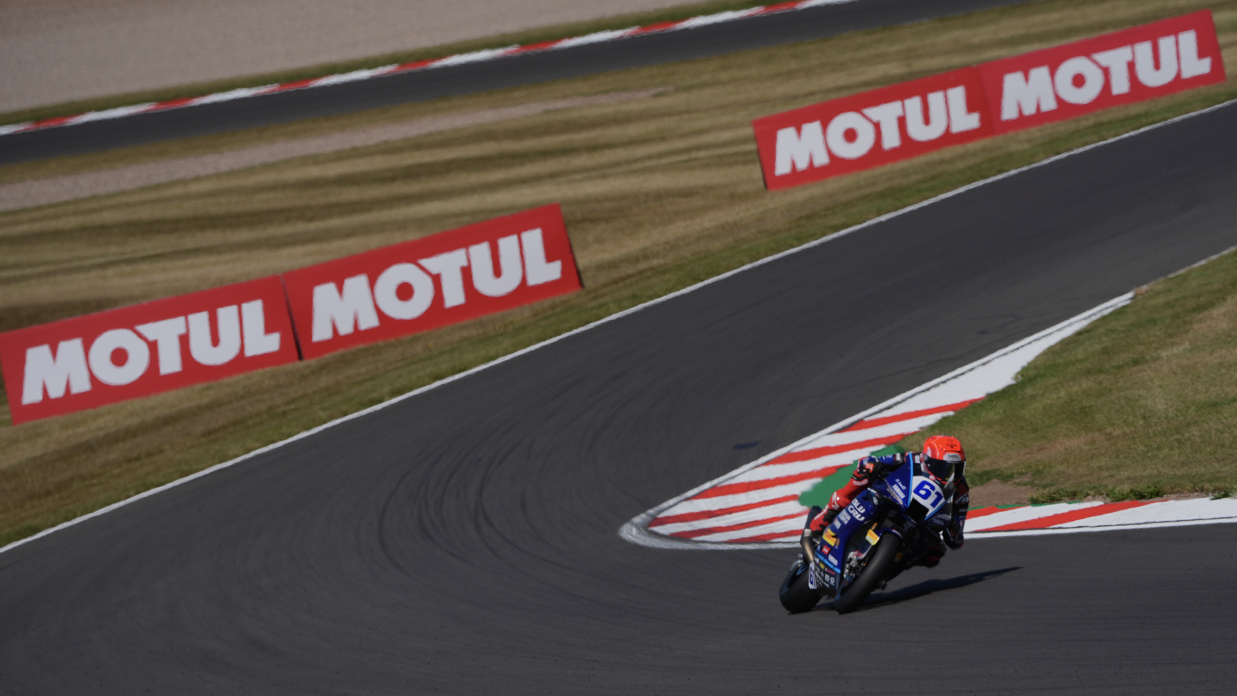 포세이큰 야동 had encountered this flatmate and I felt like